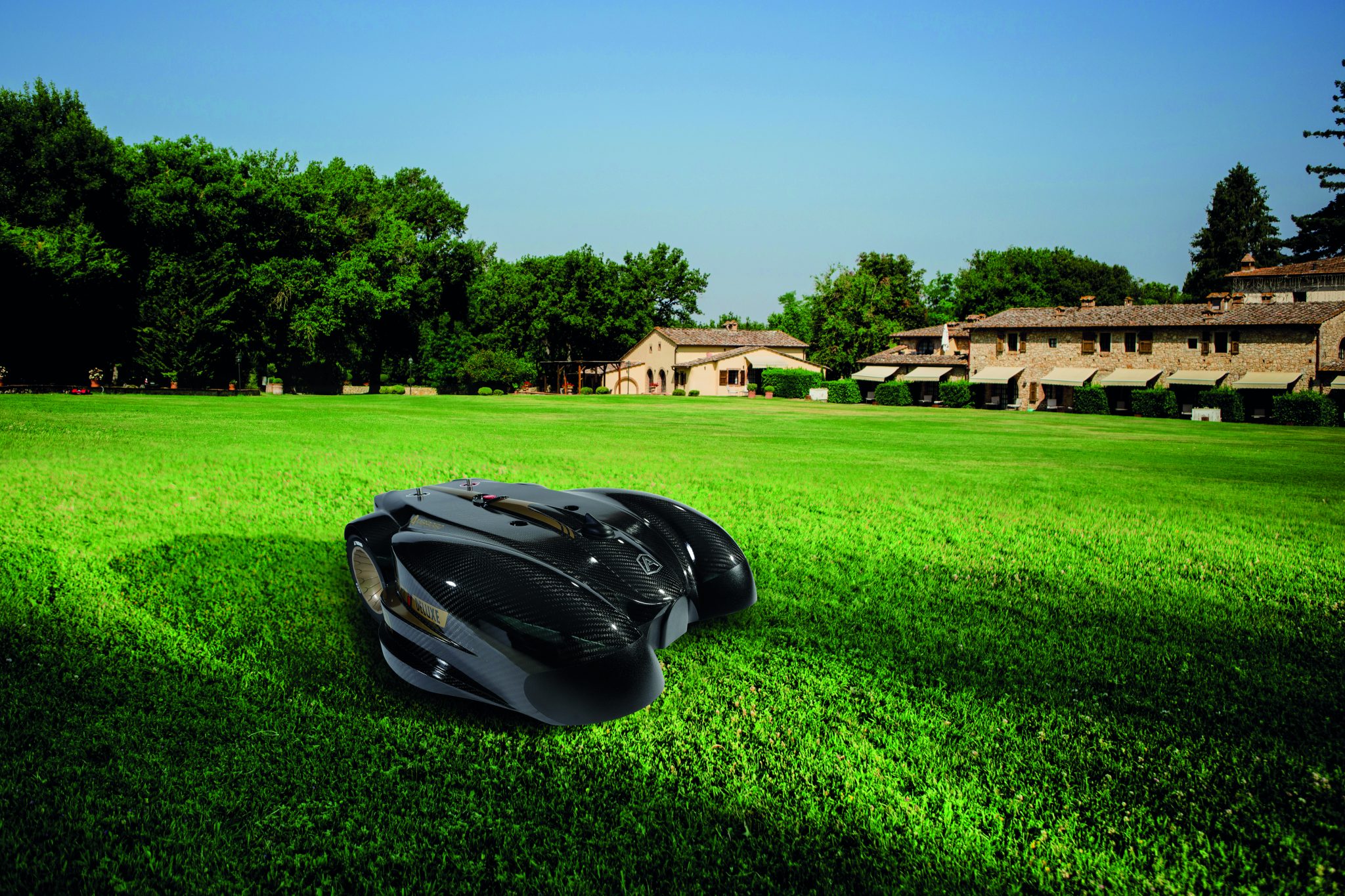 Ambrogio L400i Deluxe Robotic Mower - Dursley Garden Machinery